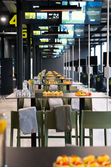 365 Golf Range: A modern golf driving range.