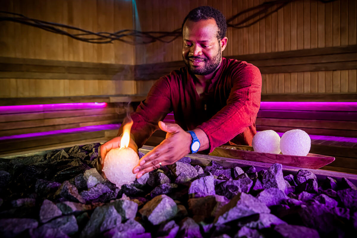 Say YES to saunas in summer. We'll tell you why.